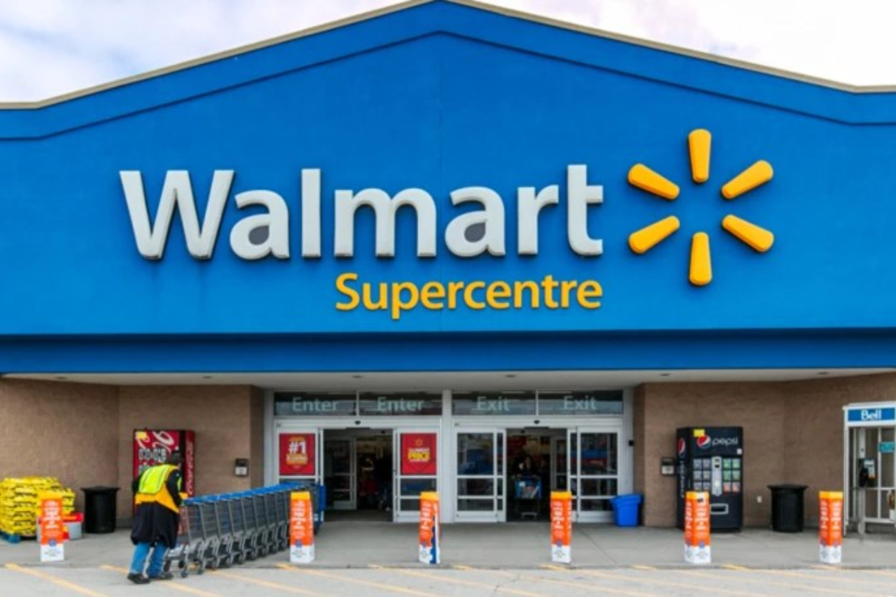 TickerTracker | Walmart stock surges on strong Q4 earnings report: Is ...